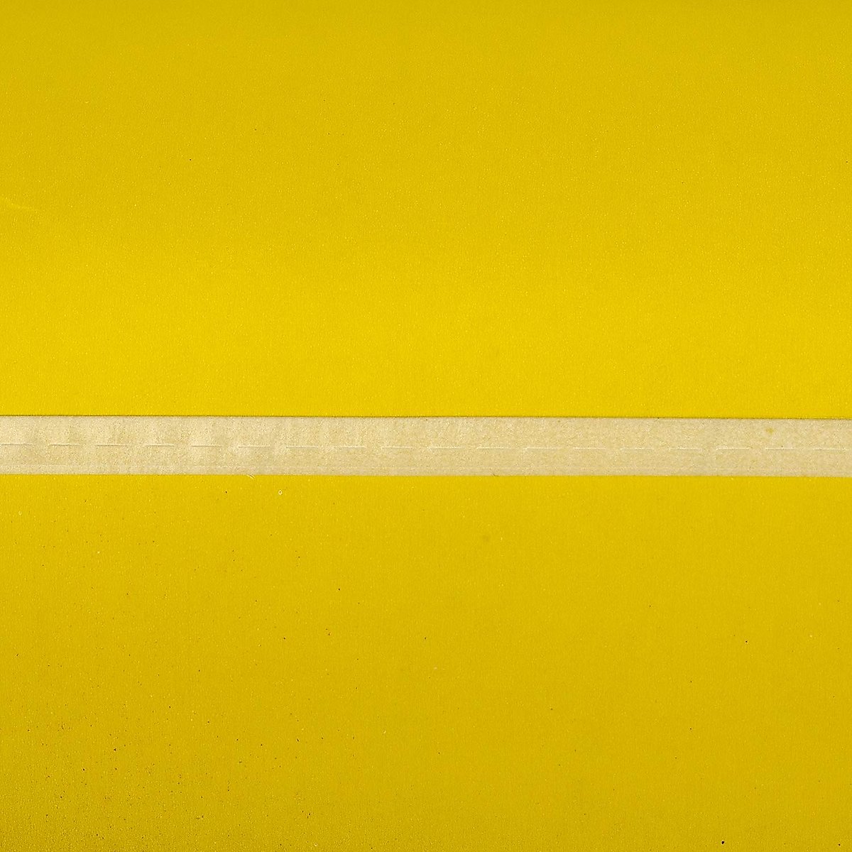 HOUSELABELS 4" x 6" Yellow Shipping Labels on 1" Core Compatible with Zebra and Rollo Printers, 1 Roll / 250 Labels per Roll