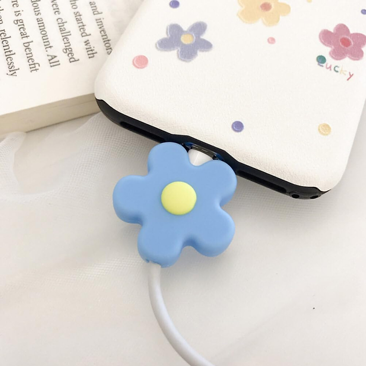 Hemobllo 2pcs Silicone Charging Cord Saver Mini Flower Charging Cable Protector Phone Cable Protective Cover (Blue and Green)