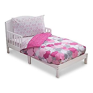 Delta Children 4 Piece Toddler Bedding Set for Girls - Reversible 2-in-1 Comforter - Includes Fitted Comforter to Keep Little Ones Snug, Bottom Sheet, Top Sheet, Pillow Case - Pink Clouds