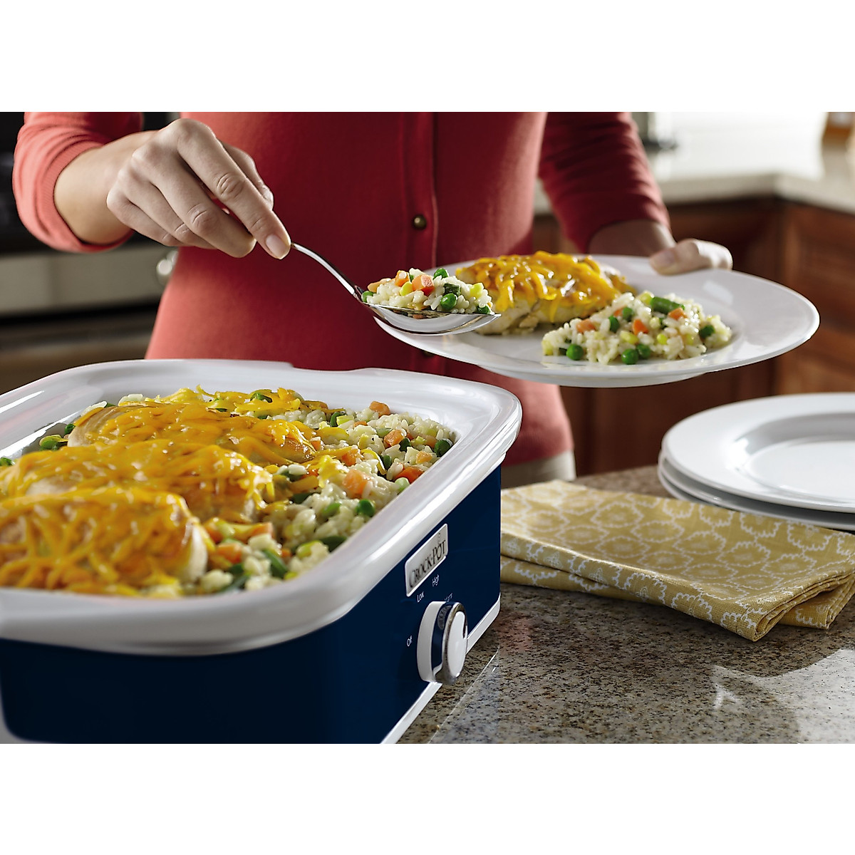 Crock-Pot Small 3.5 Quart Manual Casserole Slow Cooker and Food Warmer, Navy Blue (SCCPCCM350-BL)