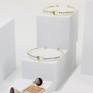 Kcgani Photography Background Props, White Geometric Cube Photo Props Set, Stereo Photo Decorative Backdrop, Posing Display Solution for Lipstick, Jewelry, Perfume, Makeup Tools, 30Pcs