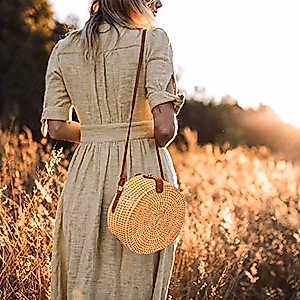 Handwoven Round Rattan Bag Purse for Women, Tote Basket Circle Boho Bag Bali