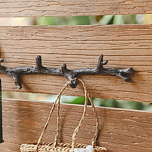 NIKKY HOME Cast Iron Rustic Coat Hook Hanger Vintage Squirrel Decorative Wall Hooks Practical Metal Storage Organizer Wall Mounted Hanging Hooks for Garden Tools Keys Indoor Outdoor Wall Decoration