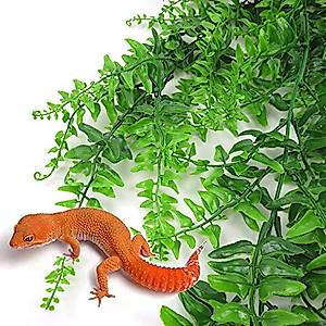PINVNBY Reptile Plants Hanging Fake Vines Boston Climbing Terrarium Plant with Suction Cup for Bearded Dragons Lizards Geckos Snake Pets Hermit Crab and Tank Habitat Decorations (2 Pack)