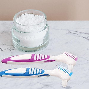 Lurrose Denture Case Kit 2 Sets Denture Brush with Portable Toothbrush Box Denture Brush Retainer Bath with Lid, Retainer Cleaning Denture Boxes, Toothbrush Kit for Travel