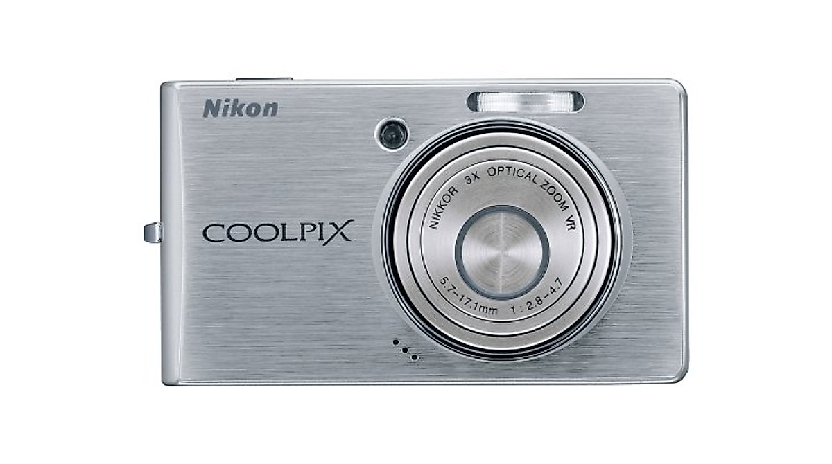 Nikon Coolpix S500 7MP Digital Camera with 3x Optical Zoom