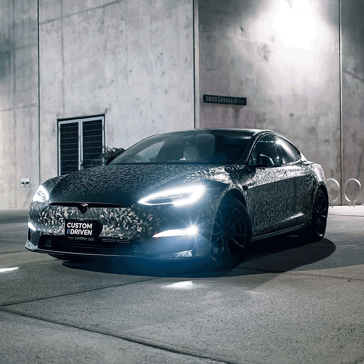 VViViD+ Stealth Medium Pattern Camouflage Vinyl Wrap Roll (1ft x 5ft, Ghost Metal)