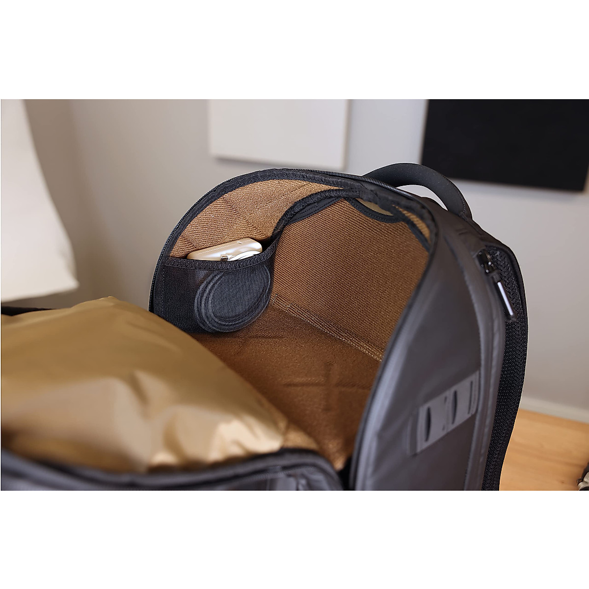 NOMATIC Peter McKinnon Camera Pack 25L, Ladder & Divider - DSLR Camera Backpack for Men And Women, Extra Large Photography Bag, Travel Camera Backpack, Weekend Bag