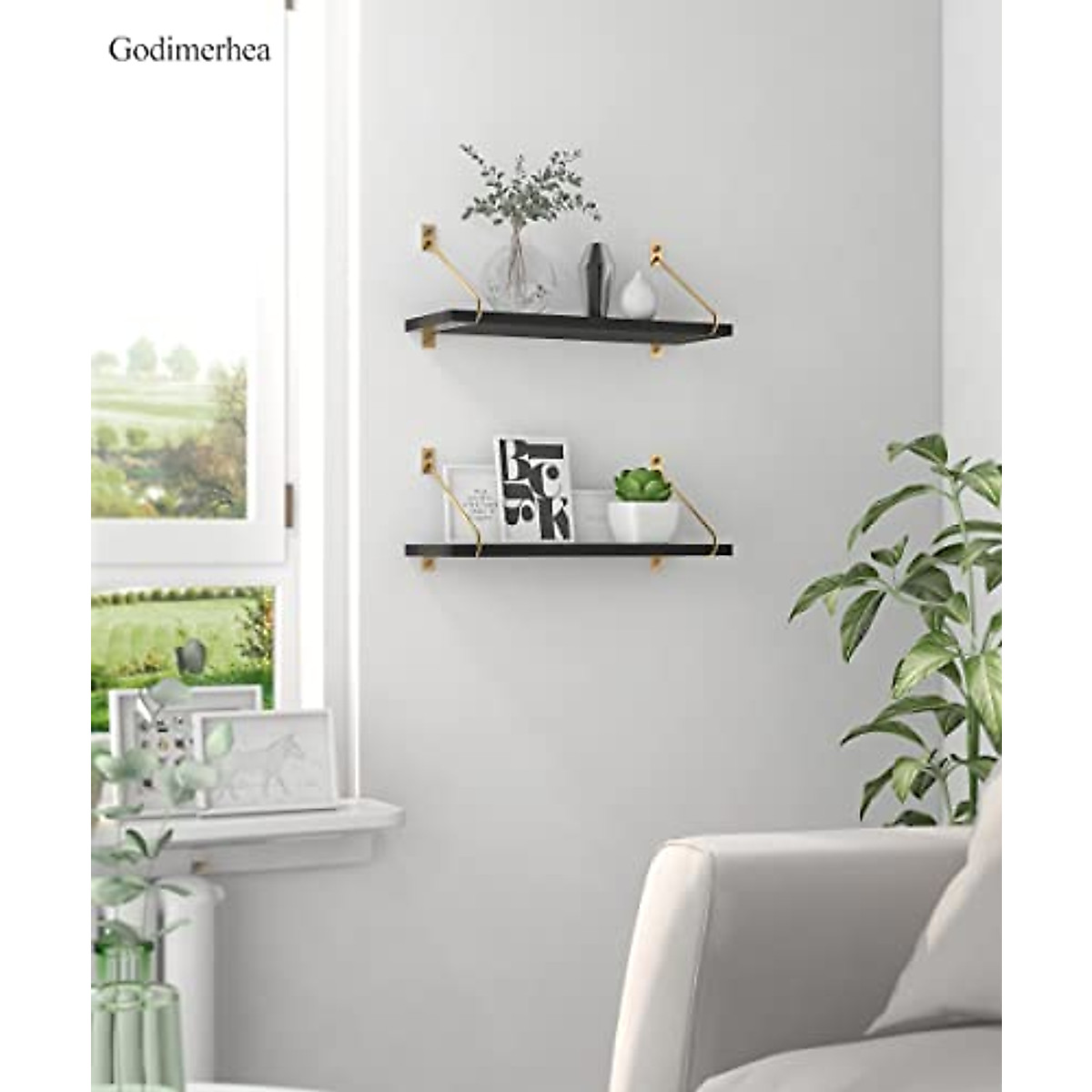 Godimerhea Black Floating Shelves for Wall, Set of 2 Wall Mounted Hanging Wood Shelf with Gold Brackets, Modern Luxury Decor Organizers Storage Shelves for Bathroom, Living Room, Bedroom