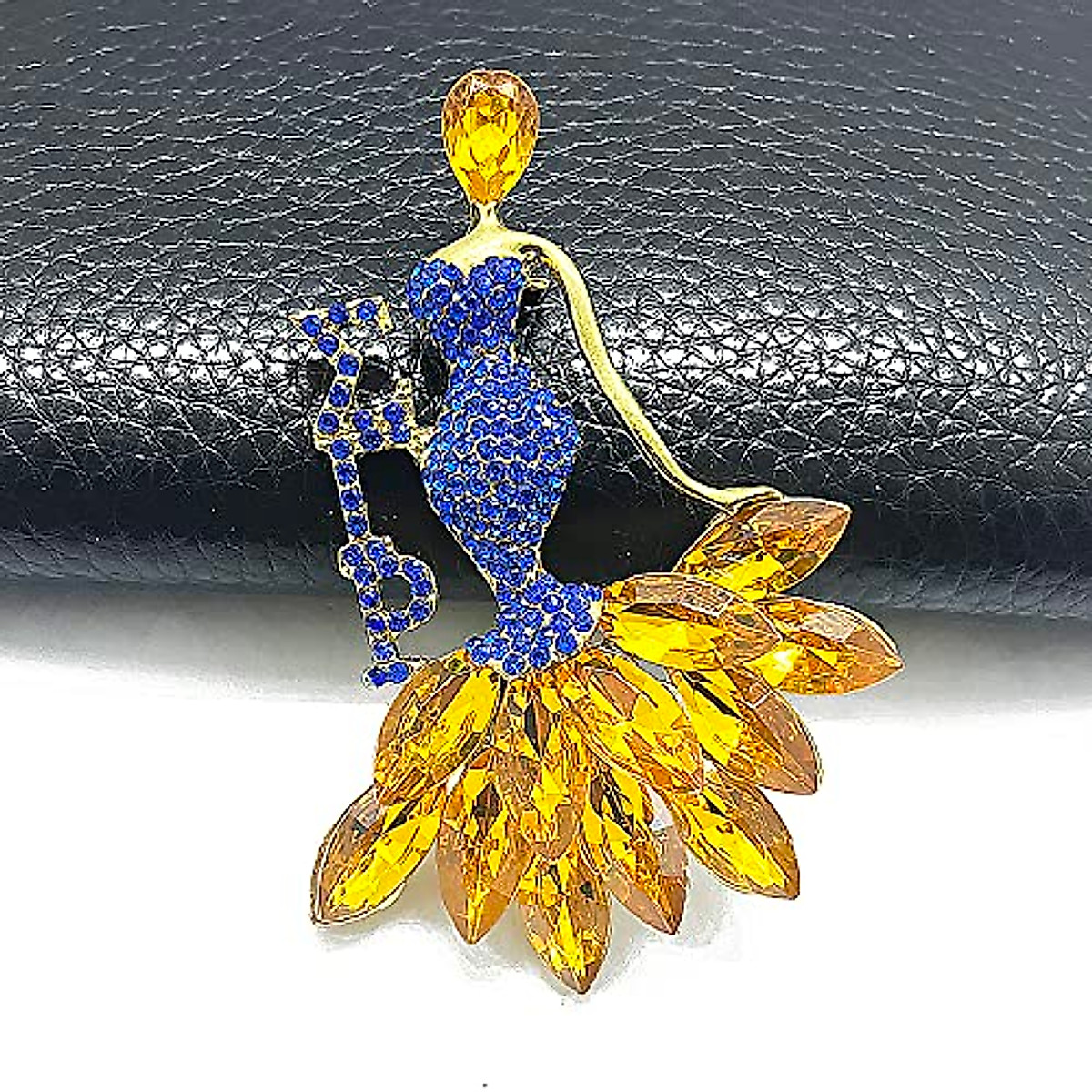 Greek letter sorority SIGMA GAMMA RHO society Shiny Rhinestone Girl Metal Brooch