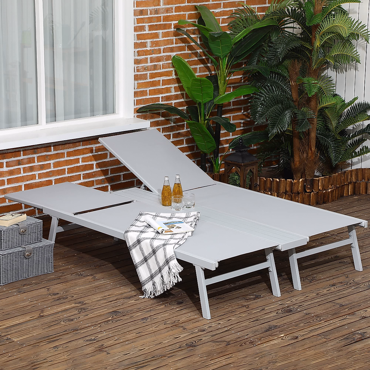 Outsunny Chaise Lounge Pool Chairs Set of 2, Aluminum Outdoor Sun Tanning Chairs with Five-Position Reclining Back, Shelf & Breathable Mesh for Beach, Yard, Patio, Light Gray