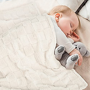 HOMRITAR 3D Gingham Fleece Baby Blanket for Girls Boys Chessboard Grid Warmer Comfort Reversible Shaggy Cozy Decor for Home Bed Blanket for Toddlers 30 x 40 Inches Cream