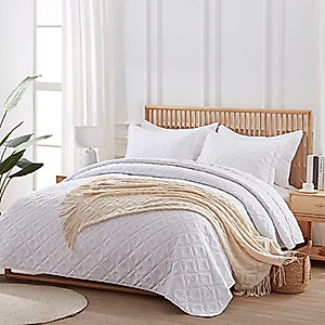 SunStyle Home Queen Size Quilt Bedding Set Lightweight Summer Quilt Geometric Pattern Soft Bedspread Modern Style Coverlet Set for All Seasons, 3 Pieces White (1 Quilt, 2 Pillow Shams)