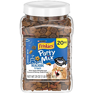 Purina Friskies Party Mix Cat Treats, Beachside Crunch, Made with Ocean Whitefish, Crunchy Cat Treats for Adult Cats, 20-Ounce Resealable Canister (Pack of 2)