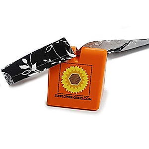The Original Thread Cutter by Sunflower Quilts (Orange)