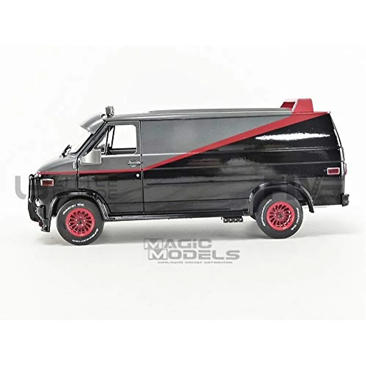 Greenlight 1/18 Hollywood The A-Team 1983-87 TV Series 1983 GMC Vandura Diecast Model Car #13521, Multi