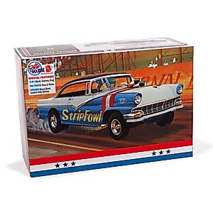AMT 1956 Ford Victoria Hardtop 1:25 Scale Model Kit