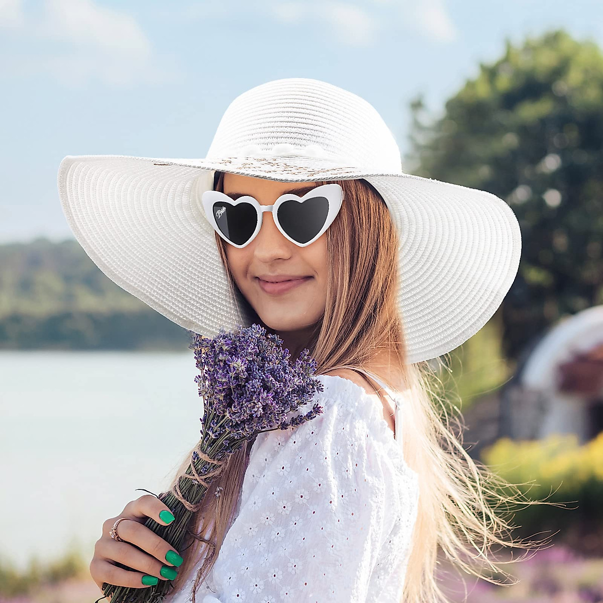 Neer 2 Pcs Bride Wedding Gifts Heart Sunglasses Sun Hat Set Bachelorette Gifts for Bridal Shower Party Decoration Favors(White)