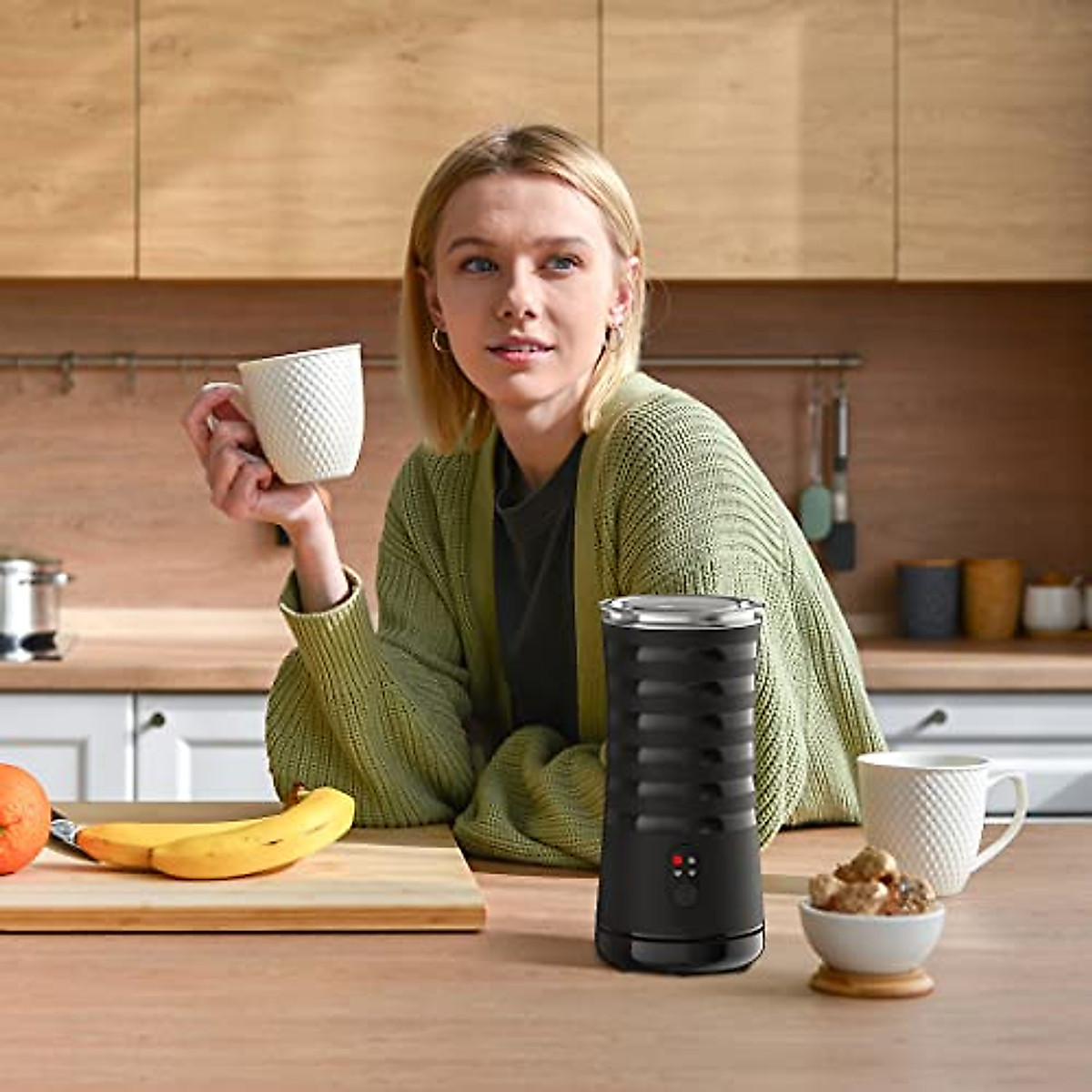 Milk Frother, Delvit Electric Milk Steamer 4 in 1 Foam Maker for Hot and Cold Milk Froth, Frother for Coffee, Latte, Cappuccino, Milk Warmer Heater, Non-Stick Interior