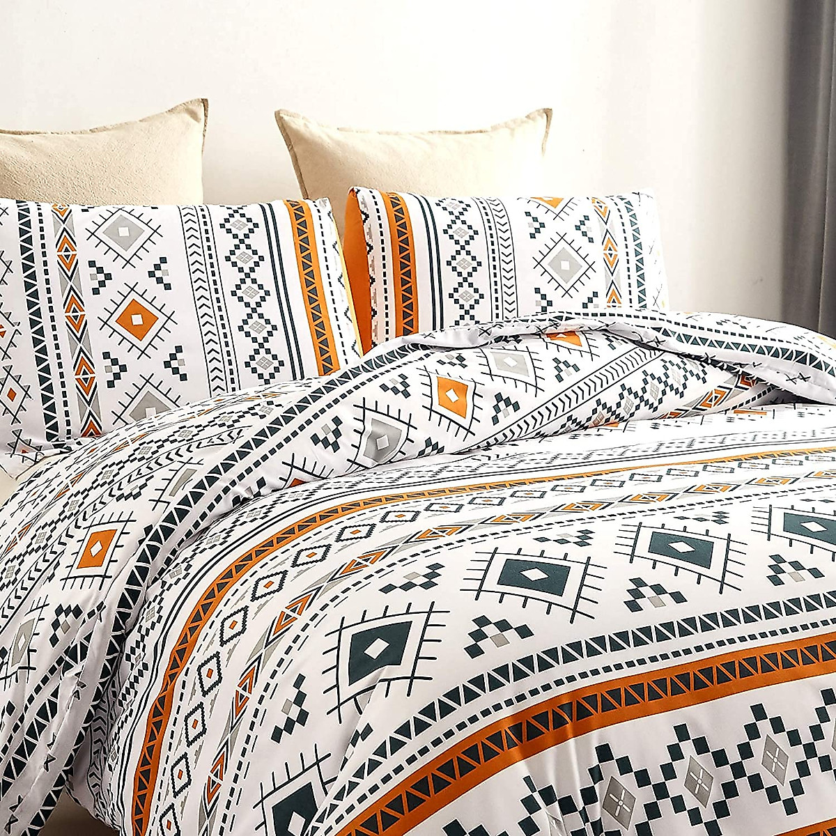 Gafance 3Pcs Aztec Geometric Pattern Duvet Cover Full Set, Folk Style White & Orange Bed Linen, Ultra Soft Comforter Cover with Zipper Closure, Farmhouse Quilt Cover 78 X 90 inches & 2 Pillow Shams