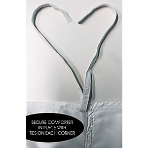 Elegant Comfort 3 Piece Pinch-Pleated Button Closure, Wrinkle-Resistant Ultra-Soft Microfiber Duvet Cover Set, Luxurious Pintuck Décor, King/California King, Flamenco Red