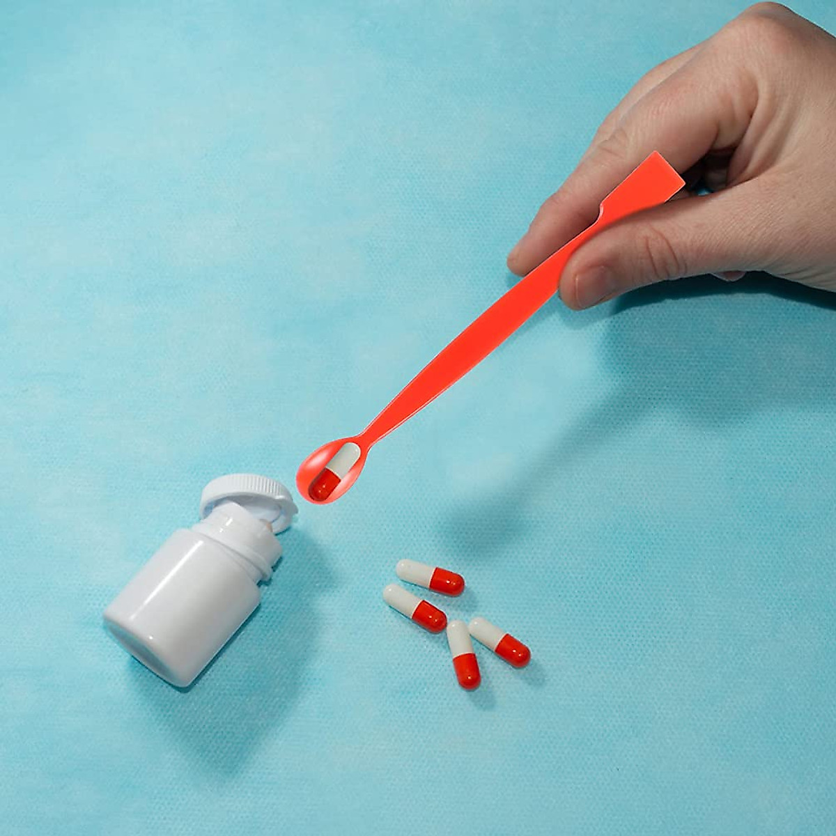 Scicalife 15pcs Plastic Lab Spoon Spatula Micro Double Ended Long Laboratory Sampling Spoon Mixing Spatula for Medicine Powders Gel Cap Filler Capsule Filler 210mm