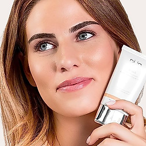 PÜR Beauty 4-in-1 Tinted Moisturizer With SPF 20 - Vegan Friendly - Free of Paraben, Gluten & BPA - Light, 1.7 Ounce (Pack of 1)