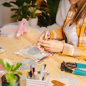 BENECREAT 6 Sets Cutting Dies, 38pcs Metal Stencils Nesting Die Flower Heart Square Embossing Tools for Festival Mother's Day Card Making, Scrapbooking Photo Album Making