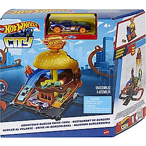 Hot Wheels Toy Car Track Set City Burger Drive-Thru Playset & 1:64 Scale Car, Connects to Other Sets & Tracks