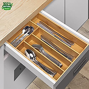 guiogc Kitchen Bamboo Silverware Drawer Organizer，Silverware Organizer and Cutlery Tray with Grooved Drawer Dividers for Silverware, Knives in Kitchen, Bedroom (5 Slot-Natural)
