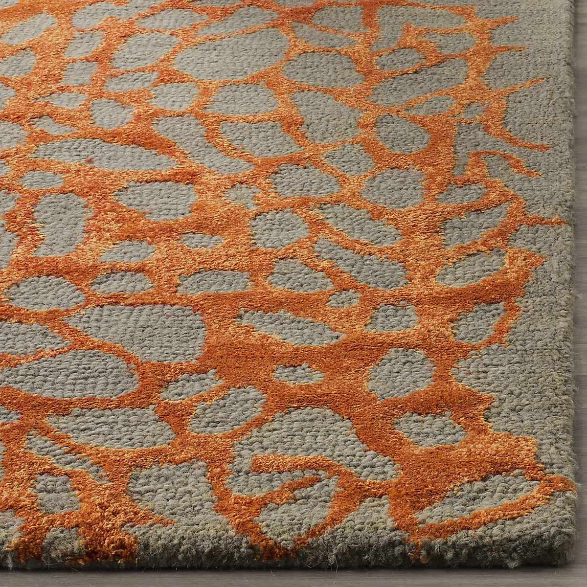 SAFAVIEH Blossom Collection Runner Rug - 2'3" x 12', Grey & Orange, Handmade Wool & Viscose, Ideal for High Traffic Areas in Living Room, Bedroom (BLM695C)