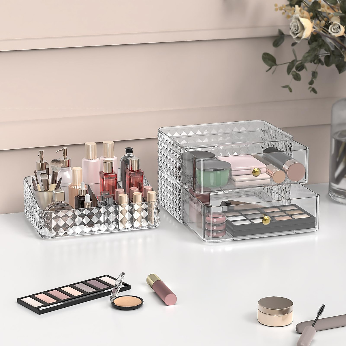 Rosoenvi Makeup Organizer for Vanity, Stackable Cosmetics Organizer and Storage, Cosmetic Display Cases with 2 Drawers and 1 Tray for Makeup Brush, Hair Accessories, Lipstick and Jewelry, Clear