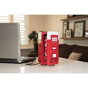Coca Cola Single Can Cooler, Red, USB Powered Retro One Can Mini Fridge, Thermoelectric Cooler for Desk, Home, Office, Dorm, Unique Gift for Students or Office Workers