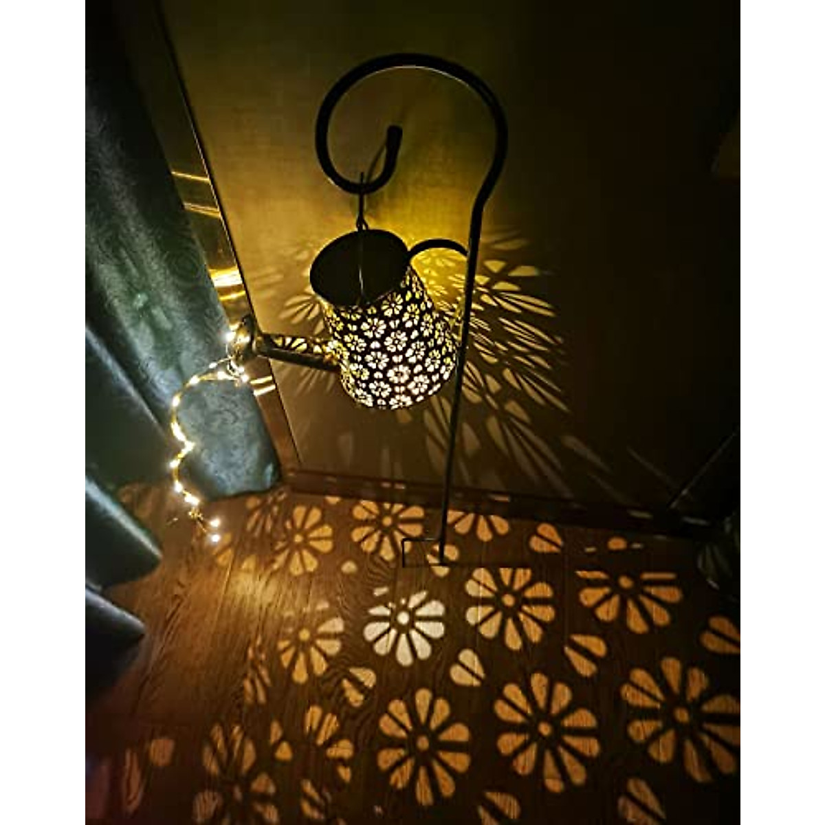 Solar Watering Can with Lights Outdoor,Hanging Solar Lantern,Metal Waterproof Garden Lights Decorations Gift for Table Patio Yards Pathway Party, Yard Decorations Outdoor