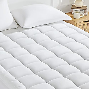 SONIVE Quilted Mattress Pad Soft Fluffy Pillow Top Mattress Cover Down Alternative Fill Topper Streches up to 21 Inches Deep Pocket (White, Twin)