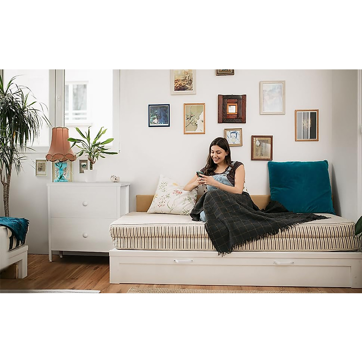 BOLUO White Nightstands Set of 2, 2 Drawer Dresser for Bedroom Night Stand Small Dresser End Table with Drawers Modern