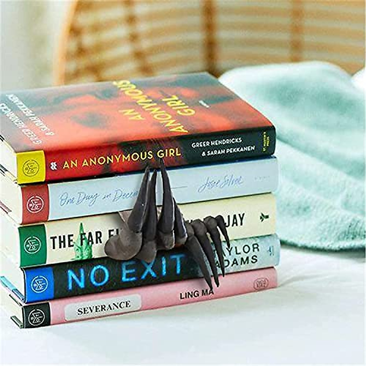 Thriller Demon Hand Bookmark - Creepy Devils Hands Bookmark, 3D Latex Material Creative Halloween Decor, for Book Lovers Gifts (2 Bookmarks)