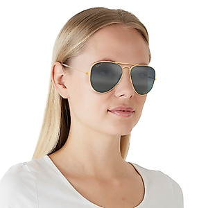 Ray-Ban RB3025 Classic Aviator Sunglasses, Legend Gold/Polarized Clear Gradient Dark Blue, 58 mm