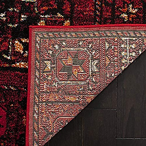 SAFAVIEH Vintage Hamadan Collection Area Rug - 9' x 12', Red & Multi, Oriental Traditional Persian Design, Non-Shedding & Easy Care, Ideal for High Traffic Areas in Living Room, Bedroom (VTH212A)