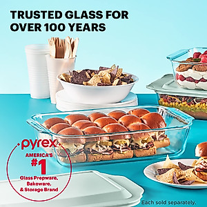 Pyrex Deep Glass Baking Dish with Plastic Lid, Deep Casserole Dish, Glass Food Container, Oven, Freezer and Microwave Safe, Clear Container, 8x8