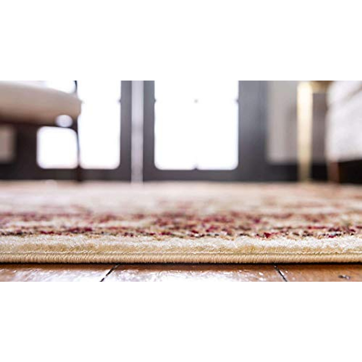 Unique Loom Voyage Collection Traditional Oriental Classic Area Rug (3' 3 x 3' 3 Round, Ivory/Gold)