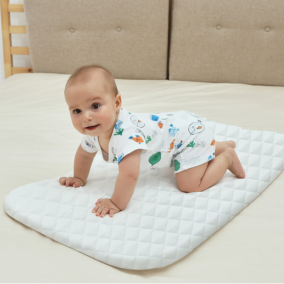 AMKE Bassinet Fitted Waterproof Sheet - 100% Cotton Nursery Bedding, Rectangle and Oval Baby Bassinet Fitted Waterproof Sheets - Fits AMKE Sleeper Crib Mattress