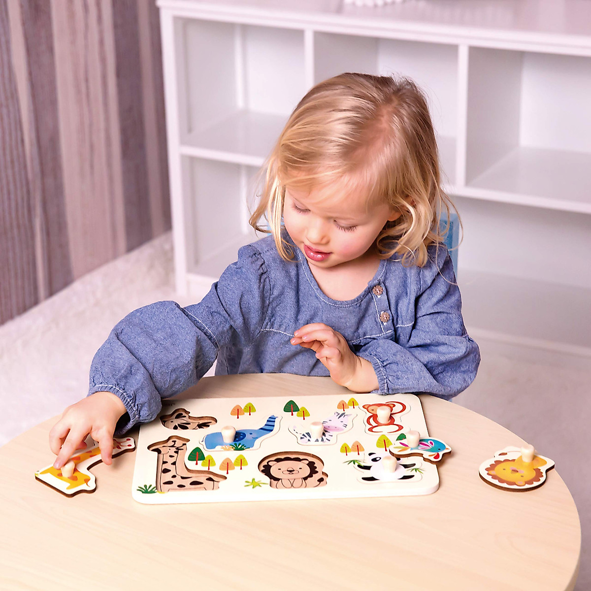 Classic World Zoo Puzzle 7 Pieces Wooden Pegged Animal Toy for Baby Toddler Early Learning Education