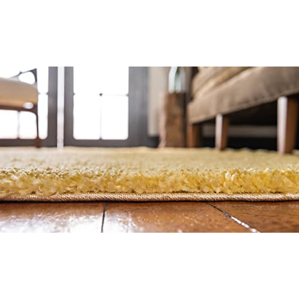 Unique Loom Solo Collection Solid, Plush, Kids, Modern Area Rug, 5 ft x 7 ft 7 in, Yellow