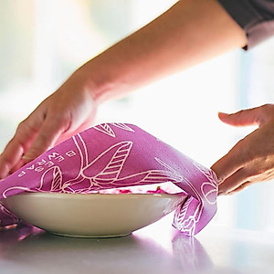 Bee's Wrap - 3 piece value pack - Made in the USA with Certified Organic Cotton - Plastic and Silicone Free - Reusable Eco-Friendly Beeswax Food Wrap - 3 sizes (S, M, L)