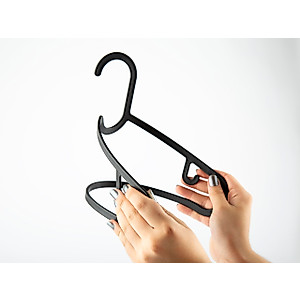 Milano Home Plastic Clothes Hangers - Black - Lightweight and Durable Coat Hangers - Space-Saving Hangars for Shirts, Jackets, and Coats - Multipurpose Hanger Set for Closet Organization