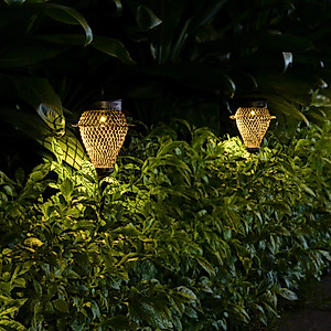 2 Pack Outdoor Solar Lights Pathway Garden Decor Light with Retro Metal Decorative Waterproof Solar-Powered for Pool Party Porch Yard Patio Pond Wedding(pattern1)
