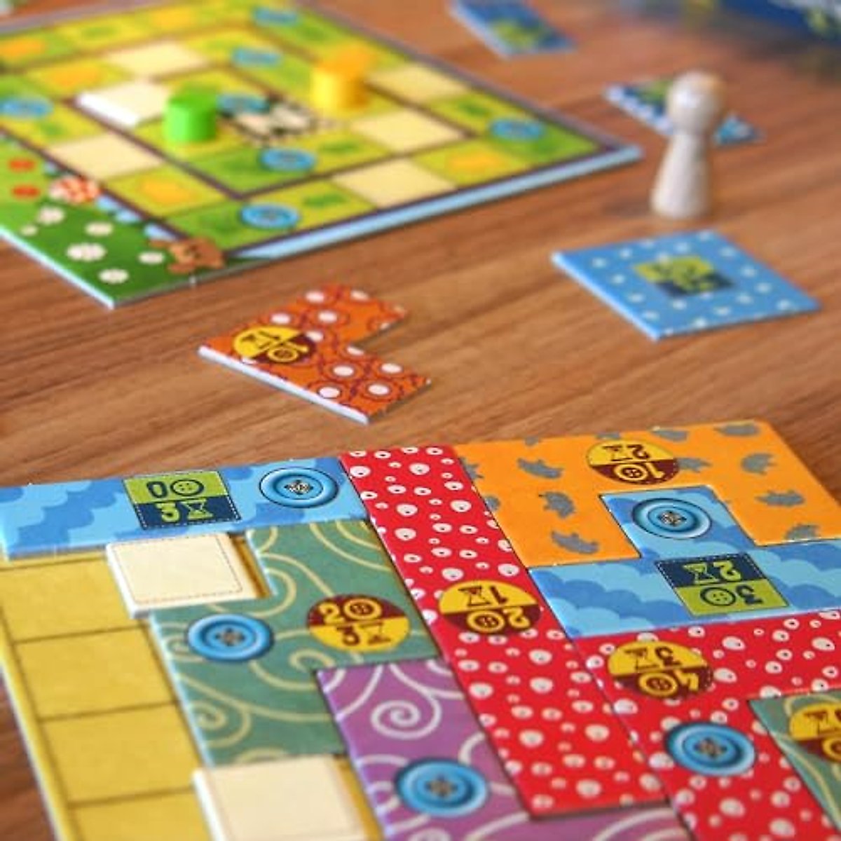 Patchwork Express Board Game - Fast-Paced Two-Player Quilting Strategy Game! Interactive Puzzle Game for Kids & Adults, Ages 6+, 2 Players, 20 Minute Playtime, Made by Lookout Games