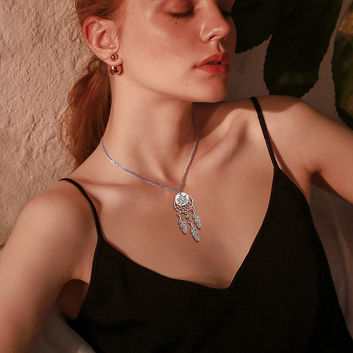 MJartoria Women's Dangling Feather Charms Filigree Tribal Dreamcatcher Pendant Chain Necklace (Silver)