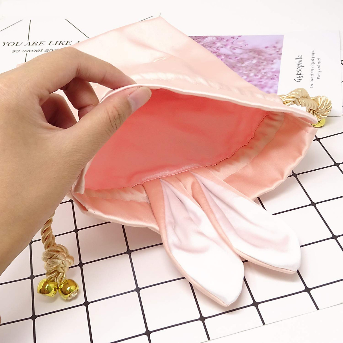 Honbay Drawstring Silk Bag Cosmetic Pouch Jewelry Bag Gift Wrapping Bag with Cute Rabbit Ear (Pink)